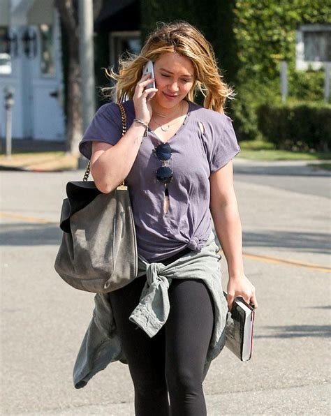Hot New Romance Hilary Duff Confirms Shes Dating Personal Trainer