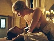 Hannah Arterton Nua Em Versailles