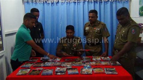 දැන් එකට තුනක් ලේබලේ ගහගෙන පාසල් ළමුන්ට අසභ්‍ය චිත්‍රපටි විකුණපු