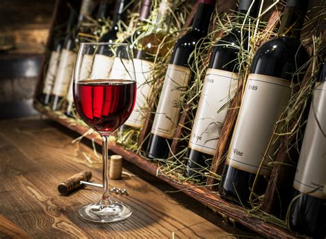 Rött Vin Från Italien De Bästa Italienska Röda Vinerna Just Nu