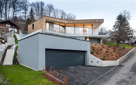 Multi Layers Built Into The Hill Houses On Slopes Architecture House House Architecture Design