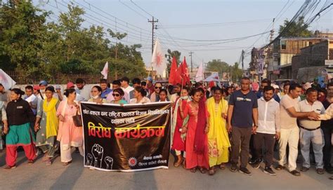 धनगढीको सडकमा उत्रियो एमाले
