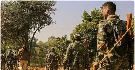 Ak 47 Slr और इंसास राइफल कैसे कांकेर में 29 नक्सलियों को