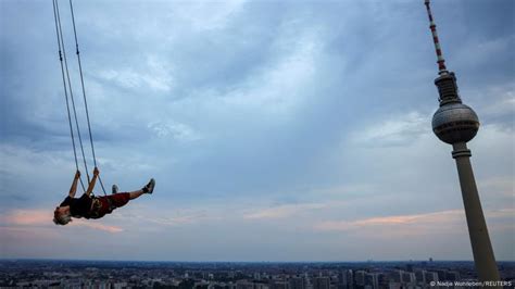 Највисоката нишалка во Европа Dw 23 07 2024