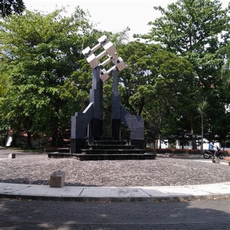Tugu Teknik Ugm College And University