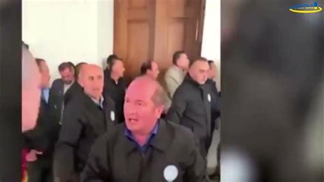 თსუ ს რექტორის მოვალეობის შემსრულებლად ჯაბა სამუშია აირჩიეს Youtube