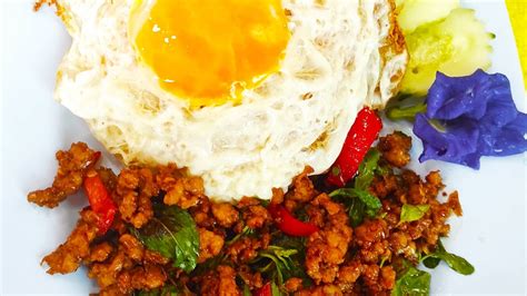 ร้านใต้ร่มคูน กระเพราพริกแห้ง 001 สั่งอาหารเดลิเวอรี Wongnai X