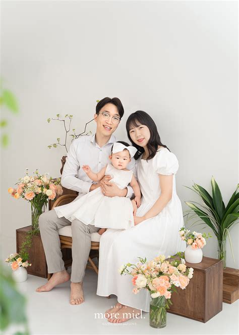 모어미엘 스튜디오