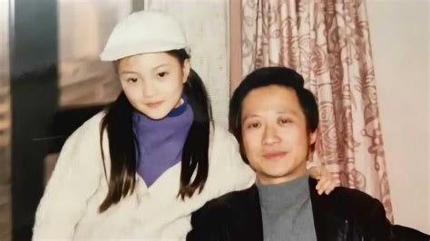 李小璐父亲节全家福甜馨骑贾乃亮变小少女腾讯视频