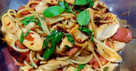 สูตร สปาเก็ตตี้ผัดพริกเผา โดย ครัวติดล้อ🚛แม่บ้านรถบรรทุก Cookpad