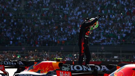La rutina de ejercicio de Checo Pérez GQ