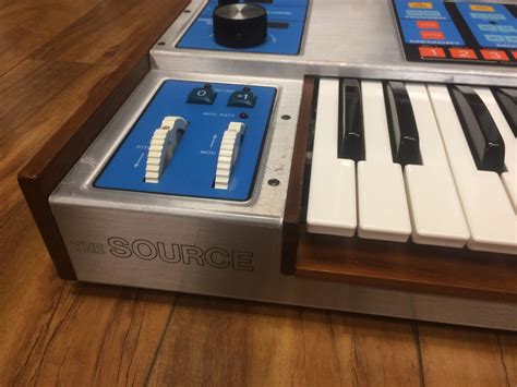MATRIXSYNTH Moog Source Synthesizer SN