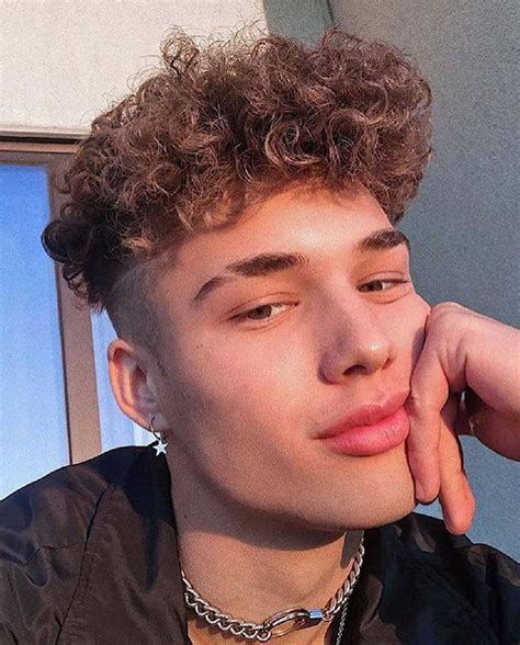 Curtain Undercut Eboy Haircut 30 Best Curtains Hairstyles For Men