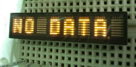 Hdsp 2131 Yellow 5x7 Alphanumeric Display For Military Applications