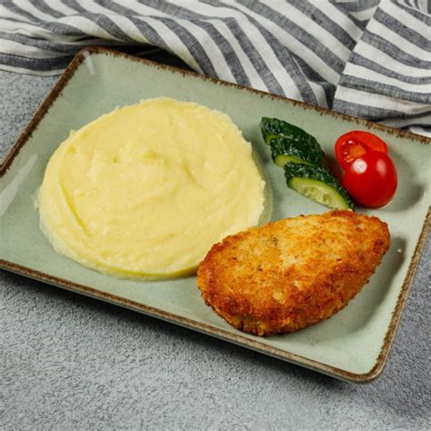 Заказать Куриная котлета с картофельным пюре в Химках Бесплатная