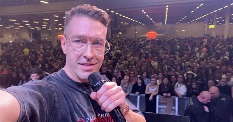 Kazakhstan Bans Russian Sex Trainer Following Outcry Over Plan To