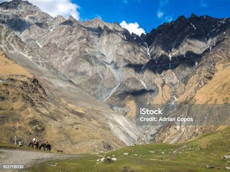 Kazbek 산 코 카 서 스 조오지 아 유럽 0명에 대한 스톡 사진 및 기타 이미지 0명 경관 계곡 Istock