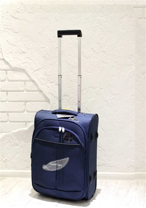 Супер легкий чемодан AIRTEX PARIS маленький 2897 Blue