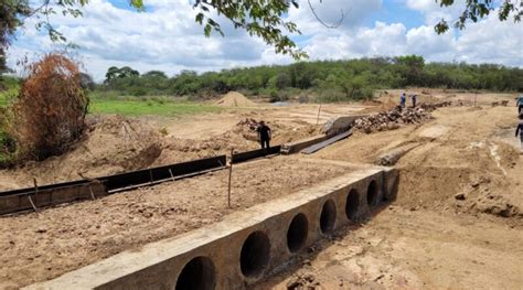 Em Catingueira Construção De Passagem Molhada No Sítio Pedro Velho