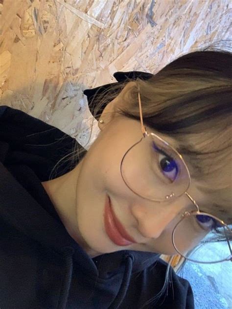Momo Wiki ⵌꓹ C ៸៸ U𝗽﹙𝐢﹚𖩎Ꞌ ♡ Amino