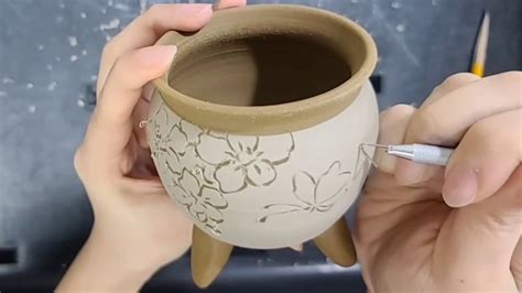플로아수제화분 다육이가 예뻐지는 다육화분 입니다 도자기 조각하는 과정 Youtube