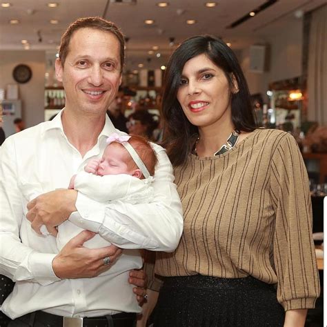 מעין גבאי עיצוב ותכנון פנים זה פוסט על הורות משותפת זה פוסט על משפחה