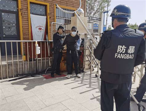渭南：合阳公安联合海峰幼儿园开展反恐防暴应急演练校园