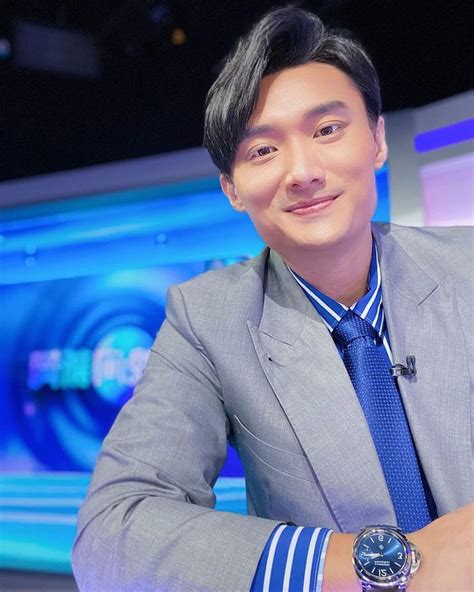 Vincent Lim林良泉 on Instagram 今天晚间新闻换了新背景你留意到了吗话说也该是时候修一下头发了