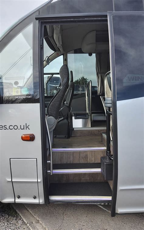 2020 20 Iveco Daily 70C18 Indcar Wing 29 Seat Midicoach Routeone Trader