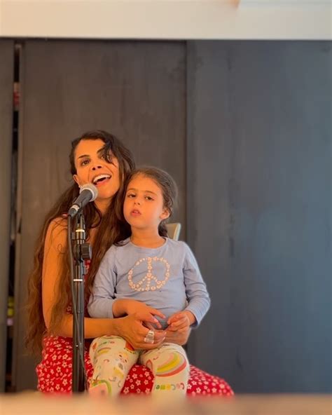 Artist Singer Songwriter Tv Personality Behani Official