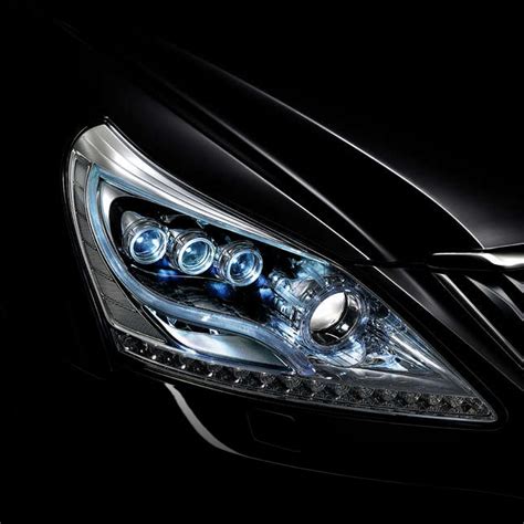 사진 속 헤드라이트는 어떤 차종일까요 정답은 오후에 공개됩니다 What Kind Of Cars Are The