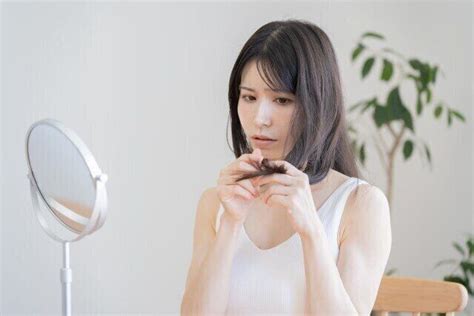産後の抜け毛対策は食事から！抜け毛対策におすすめの食べ物を解説｜たまひよ