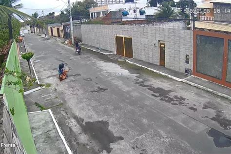 Mulher é Espancada Durante Assalto Em Lauro De Freitas Vídeo Jornal