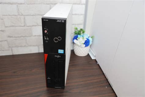 Yahooオークション Esprimo D551gx Fmvd0502kp 稀少win10 快適core