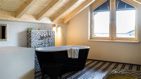 Entdecke Luxus Komfort Einzigartige Zimmer Suiten