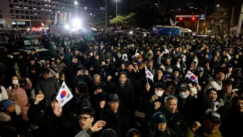 「国と自由な憲法秩序を守る」 韓国大統領は非常戒厳の宣布で何を述べたのか Bbcニュース