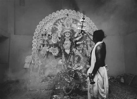 चैत्र नवरात्रि भक्ति अनुष्ठान साधना और उत्सवों की नौ रातों की यात्रा
