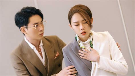千金极力撮合男神和闺蜜，男神眼里却只有她腾讯视频