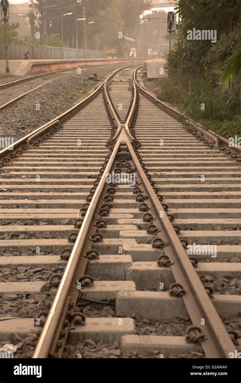 High Speed Crossover On Railway Tracks Indian Railways Kolkata West