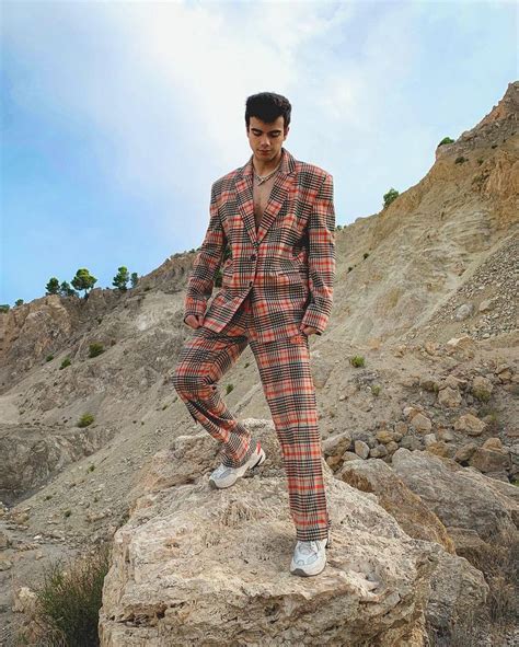 Daniel Grant On Instagram When You Have A Date At 8 And A Hiking Plan At 730 Kinda Fit 🏔 Do