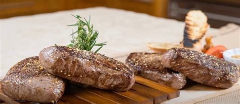 Sirloin Vs Ribeye Steak Which Is Better Friedokra