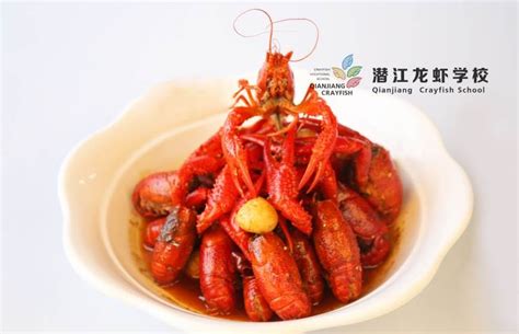 湖北潜江小龙虾烹饪学校 师资雄厚，就业