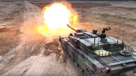 Польш ОХУ тай залгаа хил дээр танк шуурган галын систем ашигласан сургуулилалт эхлүүллээ