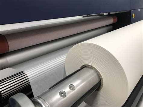 Papel Bobina Protector Tissue Calandra 36gr De 112cm Ancho X 500mts