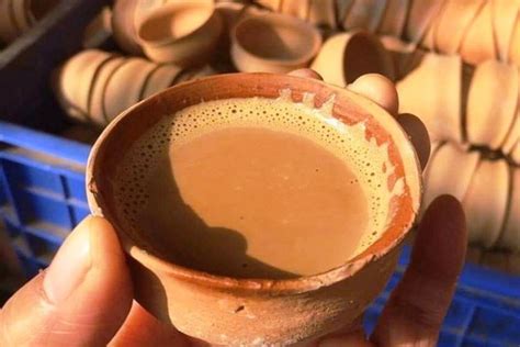 Indian Railway Station To Replace Plastic Cups With Earthen Cups