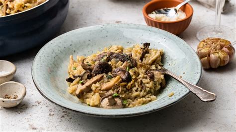 Mushroom And Roasted Garlic Risotto Recipe