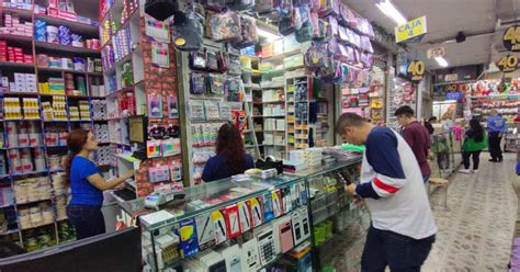 Altos Precios De útiles Escolares Y Uniformes Complican El Reinicio De