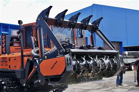 Алтайский производитель выпустил модель объединяющую функции самосвала и мульчера в блоге