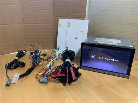 2016年地図 パナソニック ストラーダ メモリーナビ CN R500D 純正地デジアンテナコード 新品フィルム 各種配線付き