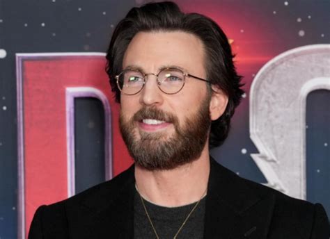 Alasan Chris Evans Tinggalkan Penampilan Rapi Dan Klimis